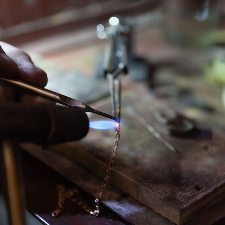 Watch for These Four Signs That Your Jewelry Needs Repair – Caleesi Designs